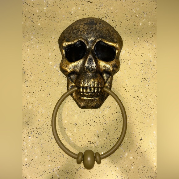 Holiday | Halloween Skull Door Knocker Lights Up Talks Door Decor Red ...